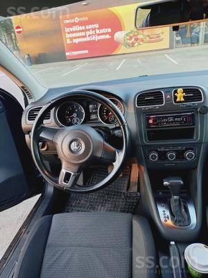 Melns Volkswagen Golf 2009 Rīga, ar dzinēja tilpumu 1.60 L un nobraukumu 287 tūkst. km par 3500 €, foto 7 vietnē AUTOMOTO.COM.LV