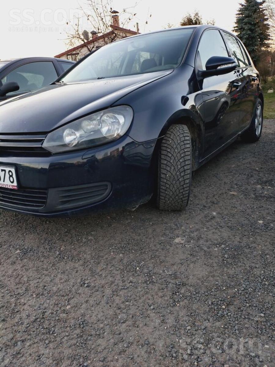 Melns Volkswagen Golf 2009 Rīga, ar dzinēja tilpumu 1.60 L un nobraukumu 287 tūkst. km par 3500 €, foto 11 vietnē AUTOMOTO.COM.LV