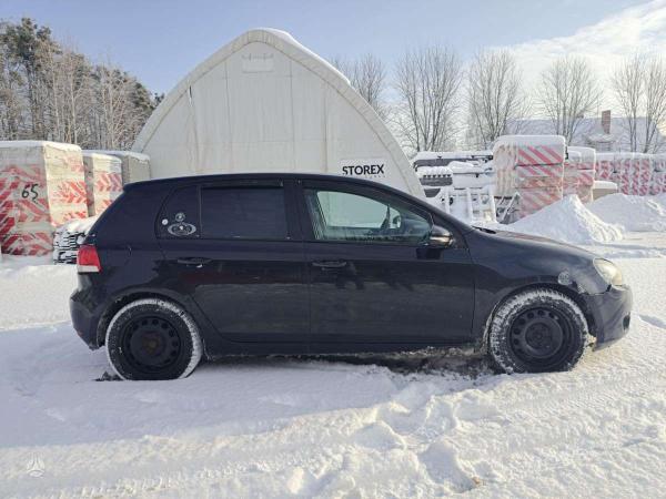 Melns Volkswagen Golf 2009 Kauņa, ar dzinēja tilpumu 1.97 L un nobraukumu 345 tūkst. km par 2699 €, foto 4 vietnē AUTOMOTO.COM.LV