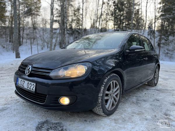 Melns Volkswagen Golf 2009 Alīta, ar dzinēja tilpumu 1.40 L un nobraukumu 258 tūkst. km par 4000 €, foto 3 vietnē AUTOMOTO.COM.LV