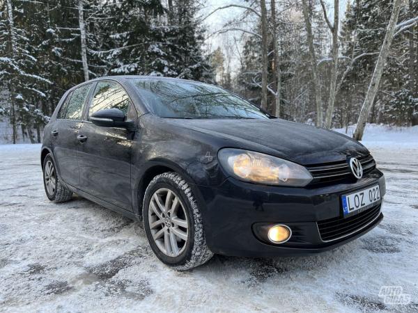 Melns Volkswagen Golf 2009 Alīta, ar dzinēja tilpumu 1.40 L un nobraukumu 258 tūkst. km par 4000 €, foto 4 vietnē AUTOMOTO.COM.LV