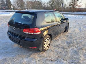 Black Volkswagen Golf 2009 in Birzai, with an engine capacity of 1.40 L and mileage of 290 thousand km for 2199 €, photo 5 on AUTOMOTO.COM.LV