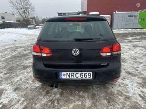 Black Volkswagen Golf 2009 in Kaunas, with an engine capacity of 1.39 L and mileage of 214 thousand km for 3050 €, photo 3 on AUTOMOTO.COM.LV