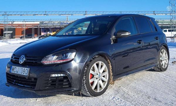 Melns Volkswagen Golf 2009 Kauņa, ar dzinēja tilpumu 1.40 L un nobraukumu 326 tūkst. km par 4200 €, foto 1 vietnē AUTOMOTO.COM.LV