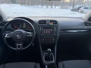 Black Volkswagen Golf 2009 in Vilnius, with an engine capacity of 1.39 L and mileage of 226 thousand km for 4000 €, photo 11 on AUTOMOTO.COM.LV