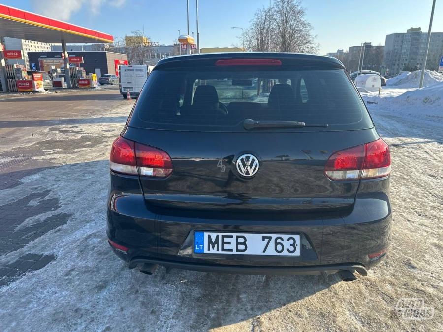 Black Volkswagen Golf 2009 in Kaunas, with an engine capacity of 1.40 L and mileage of 282 thousand km for 5999 €, photo 5 on AUTOMOTO.COM.LV