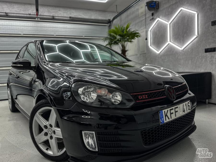 Black Volkswagen Golf 2009 in Kaunas, with an engine capacity of 2.00 L and mileage of 337 thousand km for 3650 €, photo 10 on AUTOMOTO.COM.LV