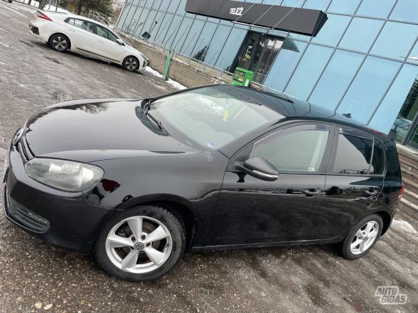 Black Volkswagen Golf 2009 in Alytus, with an engine capacity of 1.40 L and mileage of 200 thousand km for 2800 €, photo 8 on AUTOMOTO.COM.LV