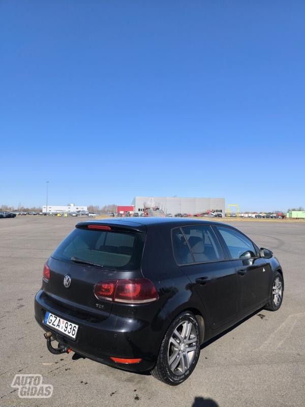 Black Volkswagen Golf 2009 in Kaisiadorys, with an engine capacity of 2.00 L and mileage of 377 thousand km for 2300 €, photo 1 on AUTOMOTO.COM.LV