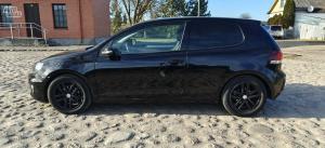 Black Volkswagen Golf 2009 in Panevezys, with an engine capacity of 2.00 L and mileage of 285 thousand km for 3800 €, photo 7 on AUTOMOTO.COM.LV