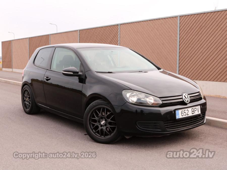 Melns Volkswagen Golf 2009 Tallina, ar dzinēja tilpumu 2.00 L un nobraukumu 300 tūkst. km par 3900 €, foto 1 vietnē AUTOMOTO.COM.LV
