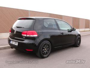 Melns Volkswagen Golf 2009 Tallina, ar dzinēja tilpumu 2.00 L un nobraukumu 300 tūkst. km par 3900 €, foto 6 vietnē AUTOMOTO.COM.LV
