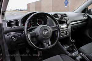 Melns Volkswagen Golf 2009 Tallina, ar dzinēja tilpumu 2.00 L un nobraukumu 300 tūkst. km par 3900 €, foto 13 vietnē AUTOMOTO.COM.LV