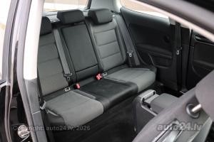 Melns Volkswagen Golf 2009 Tallina, ar dzinēja tilpumu 2.00 L un nobraukumu 300 tūkst. km par 3900 €, foto 21 vietnē AUTOMOTO.COM.LV