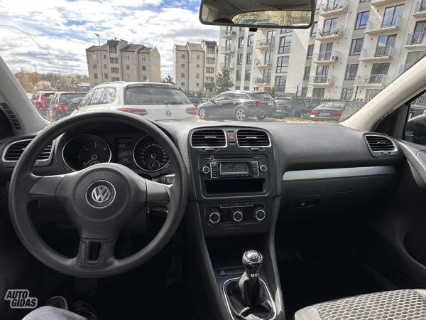Melns Volkswagen Golf 2009 Viļņa, ar dzinēja tilpumu 2.00 L un nobraukumu 378 tūkst. km par 2350 €, foto 8 vietnē AUTOMOTO.COM.LV