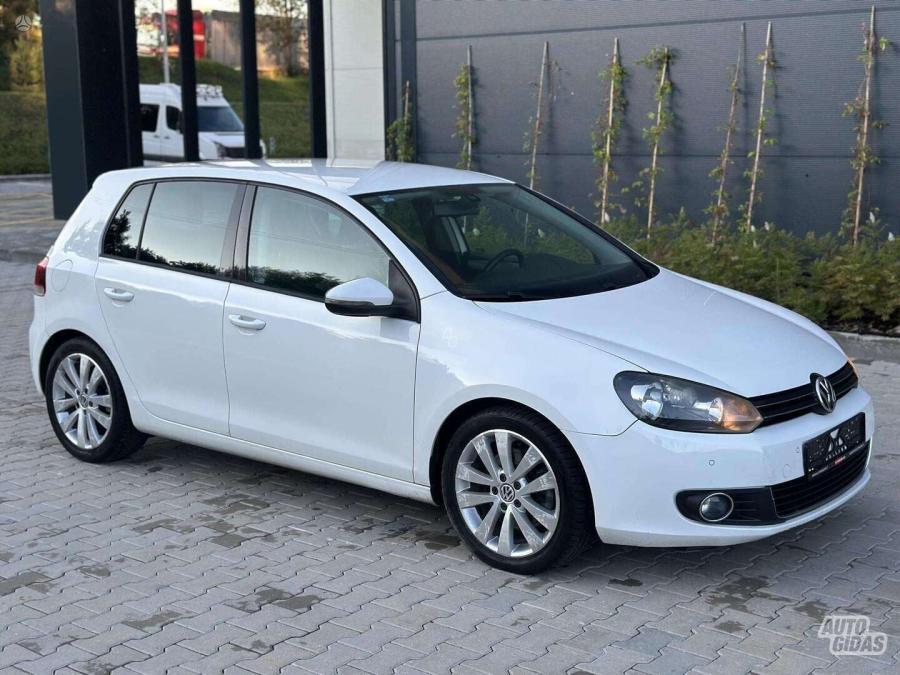 Melns Volkswagen Golf 2009 Viļņa, ar dzinēja tilpumu 1.60 L un nobraukumu 109 tūkst. km par 5850 €, foto 6 vietnē AUTOMOTO.COM.LV