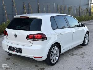 Melns Volkswagen Golf 2009 Viļņa, ar dzinēja tilpumu 1.60 L un nobraukumu 109 tūkst. km par 5850 €, foto 9 vietnē AUTOMOTO.COM.LV