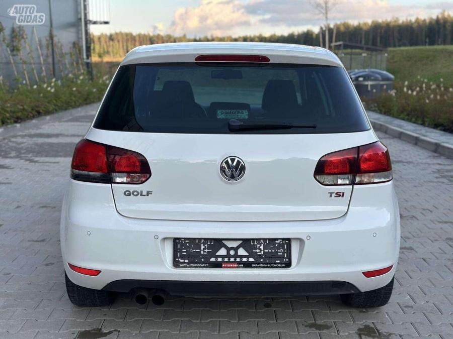 Melns Volkswagen Golf 2009 Viļņa, ar dzinēja tilpumu 1.60 L un nobraukumu 109 tūkst. km par 5850 €, foto 10 vietnē AUTOMOTO.COM.LV