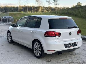 Melns Volkswagen Golf 2009 Viļņa, ar dzinēja tilpumu 1.60 L un nobraukumu 109 tūkst. km par 5850 €, foto 11 vietnē AUTOMOTO.COM.LV