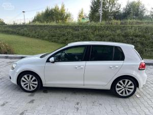 Melns Volkswagen Golf 2009 Viļņa, ar dzinēja tilpumu 1.60 L un nobraukumu 109 tūkst. km par 5850 €, foto 13 vietnē AUTOMOTO.COM.LV