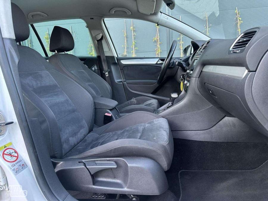 Melns Volkswagen Golf 2009 Viļņa, ar dzinēja tilpumu 1.60 L un nobraukumu 109 tūkst. km par 5850 €, foto 22 vietnē AUTOMOTO.COM.LV