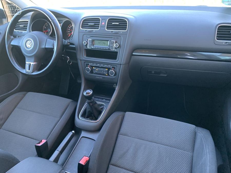 Black Volkswagen Golf 2009 in Kaunas, with an engine capacity of 1.40 L and mileage of 262 thousand km for 4250 €, photo 13 on AUTOMOTO.COM.LV