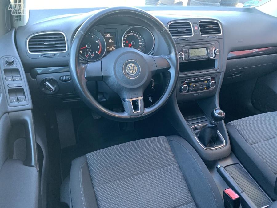 Black Volkswagen Golf 2009 in Kaunas, with an engine capacity of 1.40 L and mileage of 262 thousand km for 4250 €, photo 14 on AUTOMOTO.COM.LV