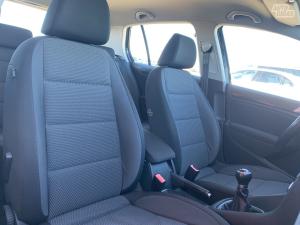 Black Volkswagen Golf 2009 in Kaunas, with an engine capacity of 1.40 L and mileage of 262 thousand km for 4250 €, photo 15 on AUTOMOTO.COM.LV
