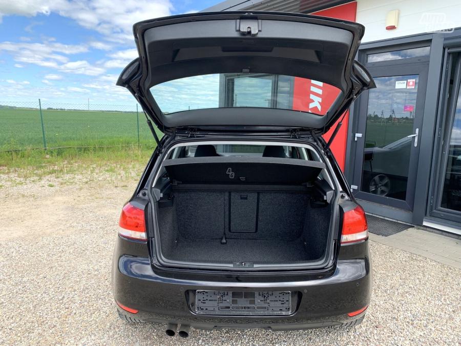 Black Volkswagen Golf 2009 in Kaunas, with an engine capacity of 1.40 L and mileage of 262 thousand km for 4250 €, photo 28 on AUTOMOTO.COM.LV