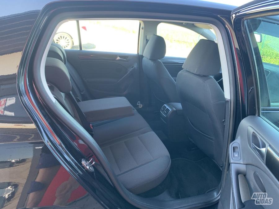 Black Volkswagen Golf 2009 in Kaunas, with an engine capacity of 1.40 L and mileage of 262 thousand km for 4250 €, photo 30 on AUTOMOTO.COM.LV