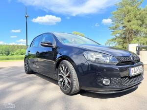 Black Volkswagen Golf 2009 in Marijampole, with an engine capacity of 2.00 L and mileage of 348 thousand km for 5650 €, photo 6 on AUTOMOTO.COM.LV