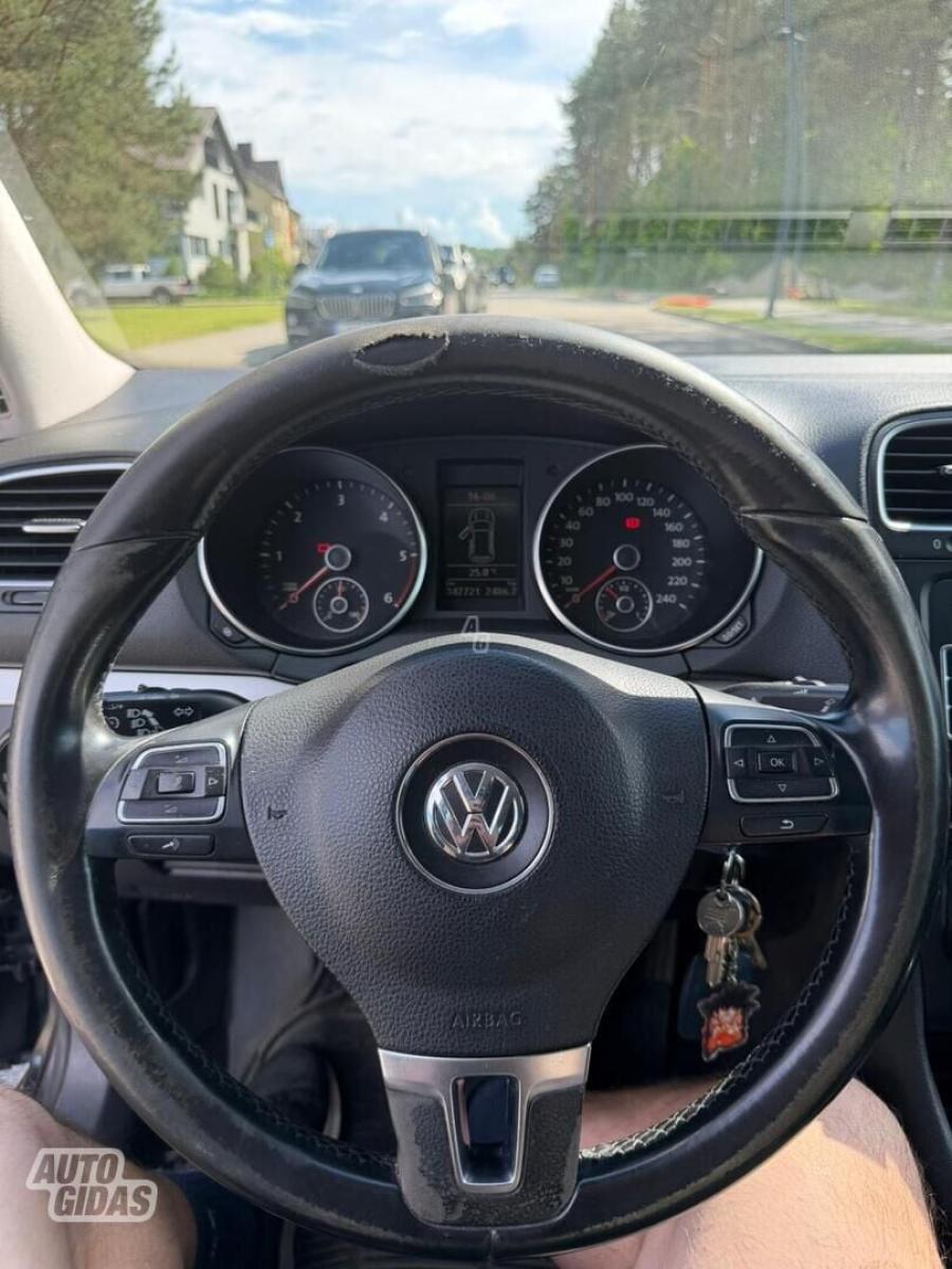 Black Volkswagen Golf 2009 in Marijampole, with an engine capacity of 2.00 L and mileage of 348 thousand km for 5650 €, photo 10 on AUTOMOTO.COM.LV