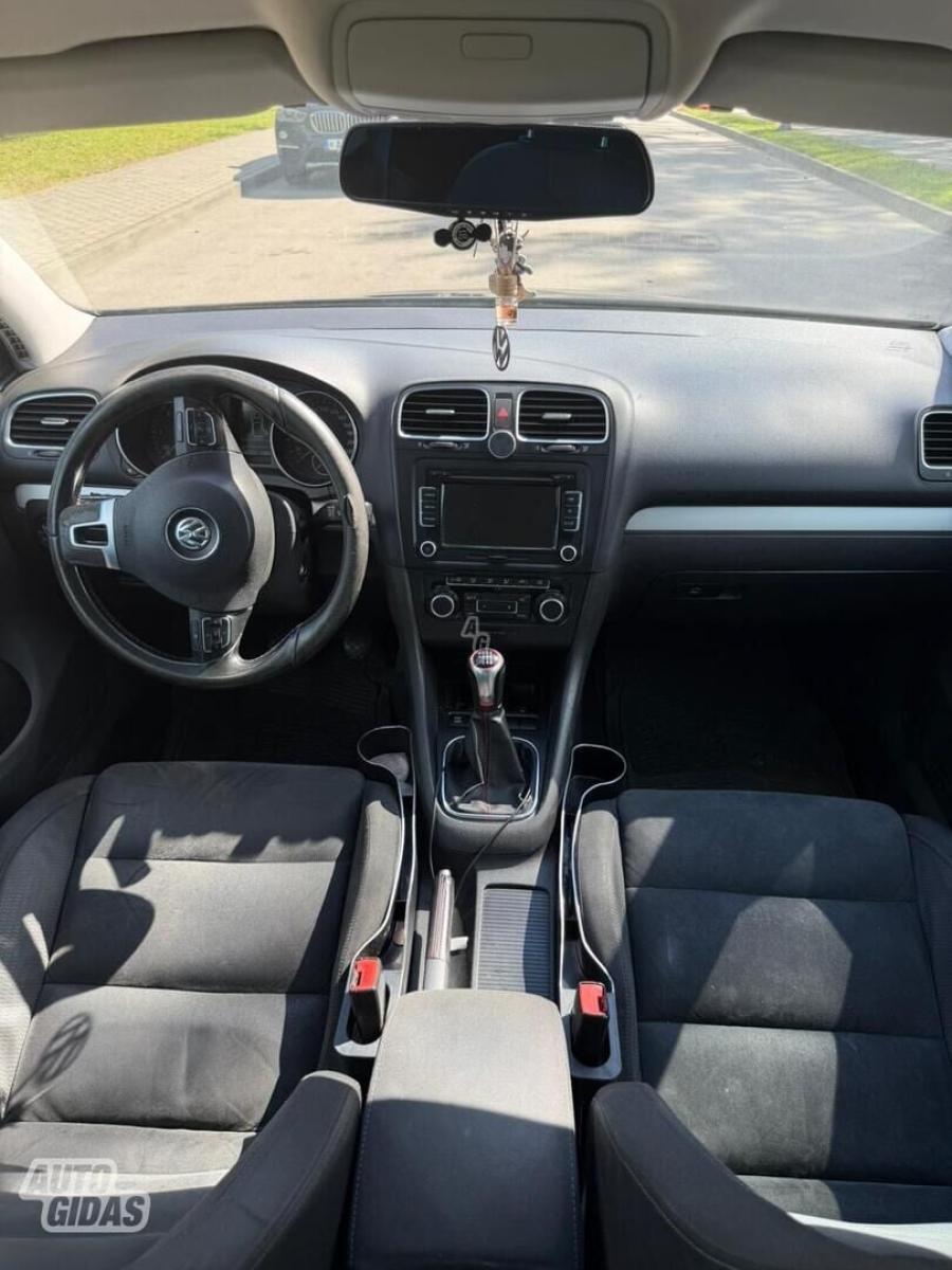 Black Volkswagen Golf 2009 in Marijampole, with an engine capacity of 2.00 L and mileage of 348 thousand km for 5650 €, photo 13 on AUTOMOTO.COM.LV