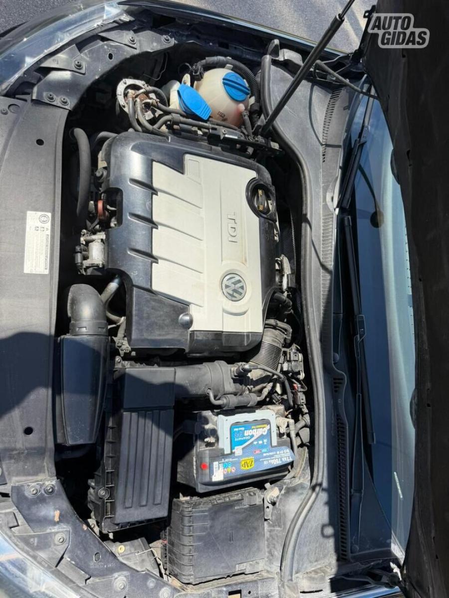 Black Volkswagen Golf 2009 in Marijampole, with an engine capacity of 2.00 L and mileage of 348 thousand km for 5650 €, photo 19 on AUTOMOTO.COM.LV