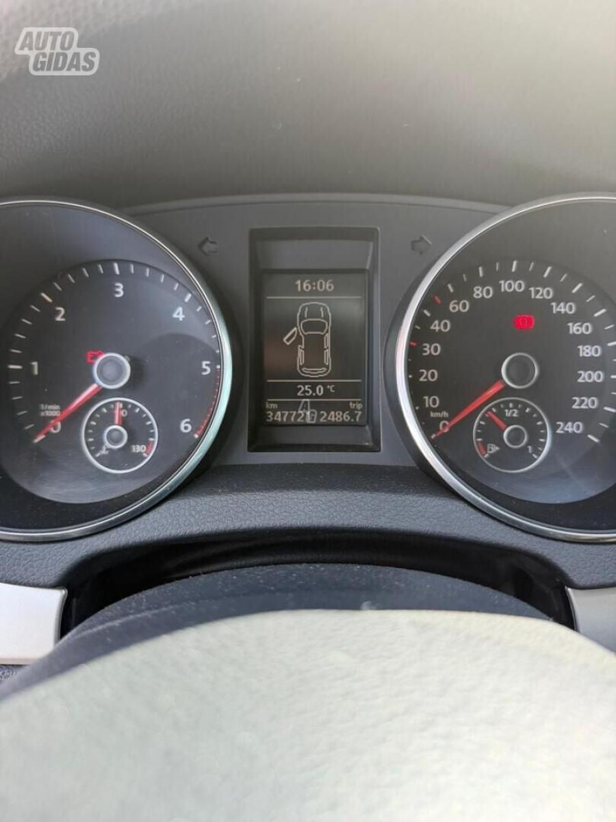 Black Volkswagen Golf 2009 in Marijampole, with an engine capacity of 2.00 L and mileage of 348 thousand km for 5650 €, photo 23 on AUTOMOTO.COM.LV