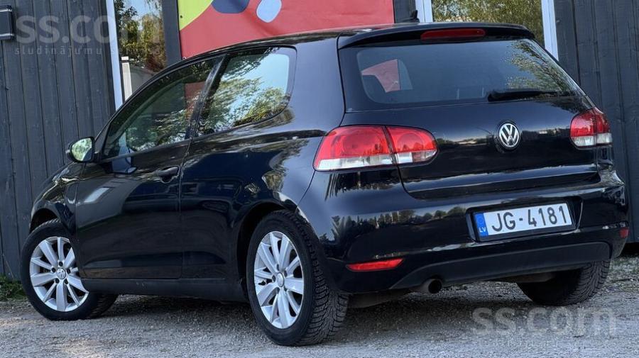 Melns Volkswagen Golf 2009 Rīga, ar dzinēja tilpumu 1.60 L un nobraukumu 185 tūkst. km par 1950 €, foto 4 vietnē AUTOMOTO.COM.LV