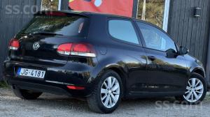 Melns Volkswagen Golf 2009 Rīga, ar dzinēja tilpumu 1.60 L un nobraukumu 185 tūkst. km par 1950 €, foto 5 vietnē AUTOMOTO.COM.LV