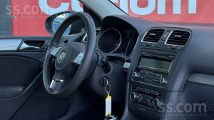 Melns Volkswagen Golf 2009 Rīga, ar dzinēja tilpumu 1.60 L un nobraukumu 185 tūkst. km par 1950 €, foto 7 vietnē AUTOMOTO.COM.LV