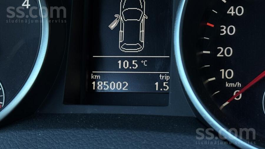 Melns Volkswagen Golf 2009 Rīga, ar dzinēja tilpumu 1.60 L un nobraukumu 185 tūkst. km par 1950 €, foto 14 vietnē AUTOMOTO.COM.LV