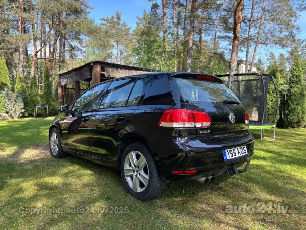 Melns Volkswagen Golf 2009 Tallina, ar dzinēja tilpumu 2.00 L un nobraukumu 326 tūkst. km par 3850 €, foto 7 vietnē AUTOMOTO.COM.LV