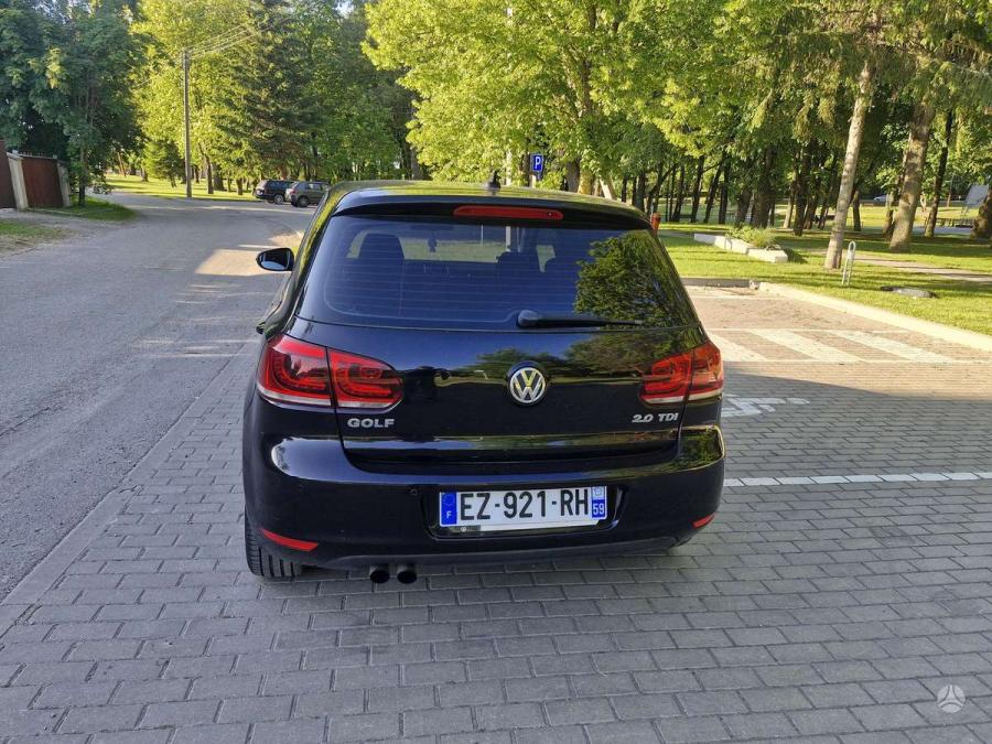 Black Volkswagen Golf 2009 in Kaunas, with an engine capacity of 2.00 L and mileage of 192 thousand km for 4050 €, photo 12 on AUTOMOTO.COM.LV