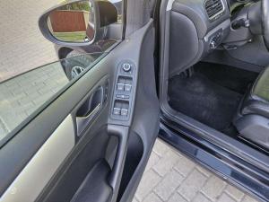 Black Volkswagen Golf 2009 in Kaunas, with an engine capacity of 2.00 L and mileage of 192 thousand km for 4050 €, photo 15 on AUTOMOTO.COM.LV