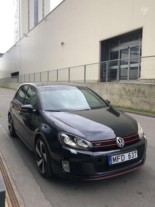 Melns Volkswagen Golf 2009 Viļņa, ar dzinēja tilpumu 2.00 L un nobraukumu 280 tūkst. km par 7700 €, foto 1 vietnē AUTOMOTO.COM.LV