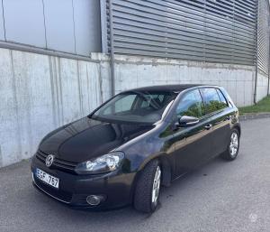 Melns Volkswagen Golf 2009 Viļņa, ar dzinēja tilpumu 1.97 L un nobraukumu 363 tūkst. km par 3650 €, foto 5 vietnē AUTOMOTO.COM.LV