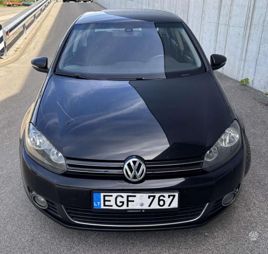 Melns Volkswagen Golf 2009 Viļņa, ar dzinēja tilpumu 1.97 L un nobraukumu 363 tūkst. km par 3650 €, foto 8 vietnē AUTOMOTO.COM.LV