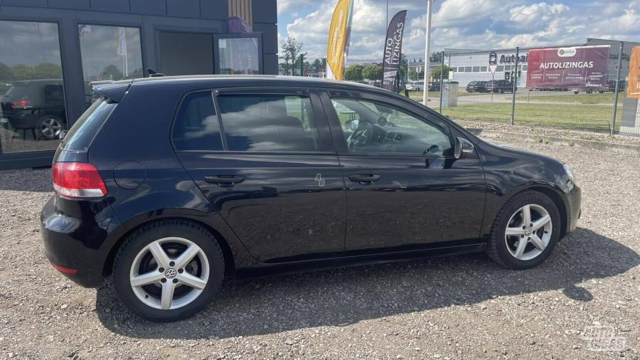 Melns Volkswagen Golf 2009 Marijampole, ar dzinēja tilpumu 2.00 L un nobraukumu 333 tūkst. km par 2990 €, foto 9 vietnē AUTOMOTO.COM.LV