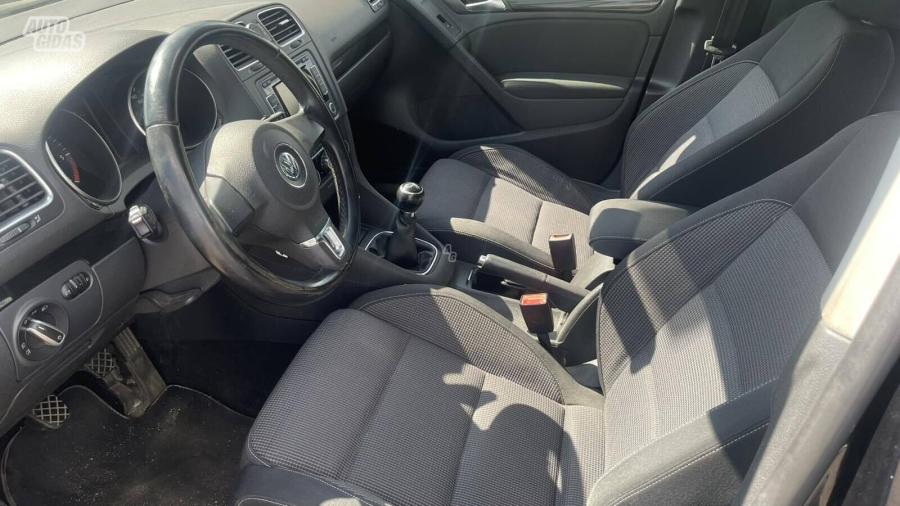 Melns Volkswagen Golf 2009 Marijampole, ar dzinēja tilpumu 2.00 L un nobraukumu 333 tūkst. km par 2990 €, foto 11 vietnē AUTOMOTO.COM.LV
