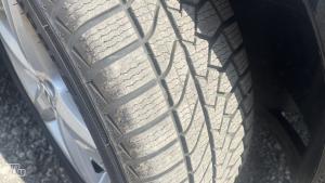 Melns Volkswagen Golf 2009 Marijampole, ar dzinēja tilpumu 2.00 L un nobraukumu 333 tūkst. km par 2990 €, foto 24 vietnē AUTOMOTO.COM.LV