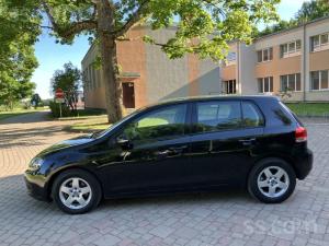 Melns Volkswagen Golf 2009 Jelgava, ar dzinēja tilpumu 1.40 L un nobraukumu 180 tūkst. km par 4990 €, foto 12 vietnē AUTOMOTO.COM.LV