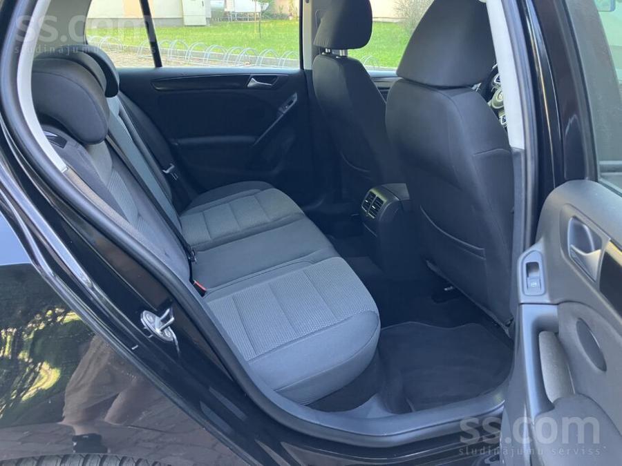 Melns Volkswagen Golf 2009 Jelgava, ar dzinēja tilpumu 1.40 L un nobraukumu 180 tūkst. km par 4990 €, foto 21 vietnē AUTOMOTO.COM.LV